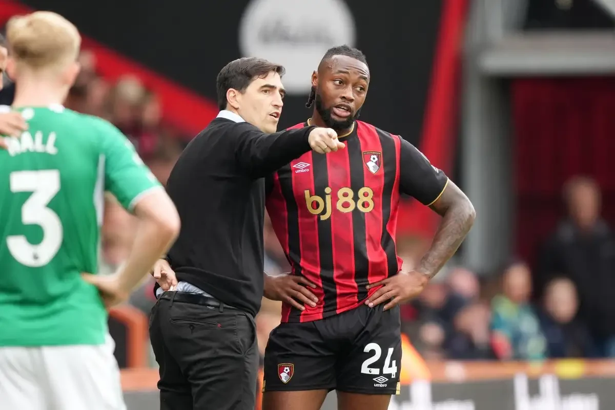 Andoni Iraola Shuts Down Liverpool Talk: "Semenyo Remains Our Player ...