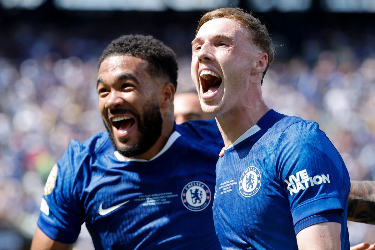 Liam Rosenior gives fitness update on Cole Palmer and Reece James ahead ...