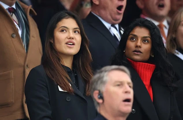 British Elegance: New Haircut Precedes Emma Raducanu's 2026 Push ...