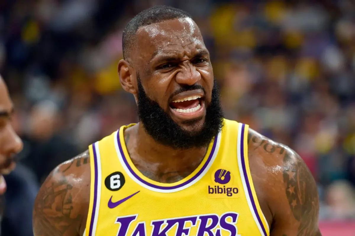 "I don’t care": LeBron James laughs off trade rumors after Clippers ...